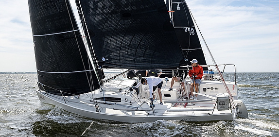 Ten Days Of Sailing, Parties, & Fun @ Larchmont Race Week